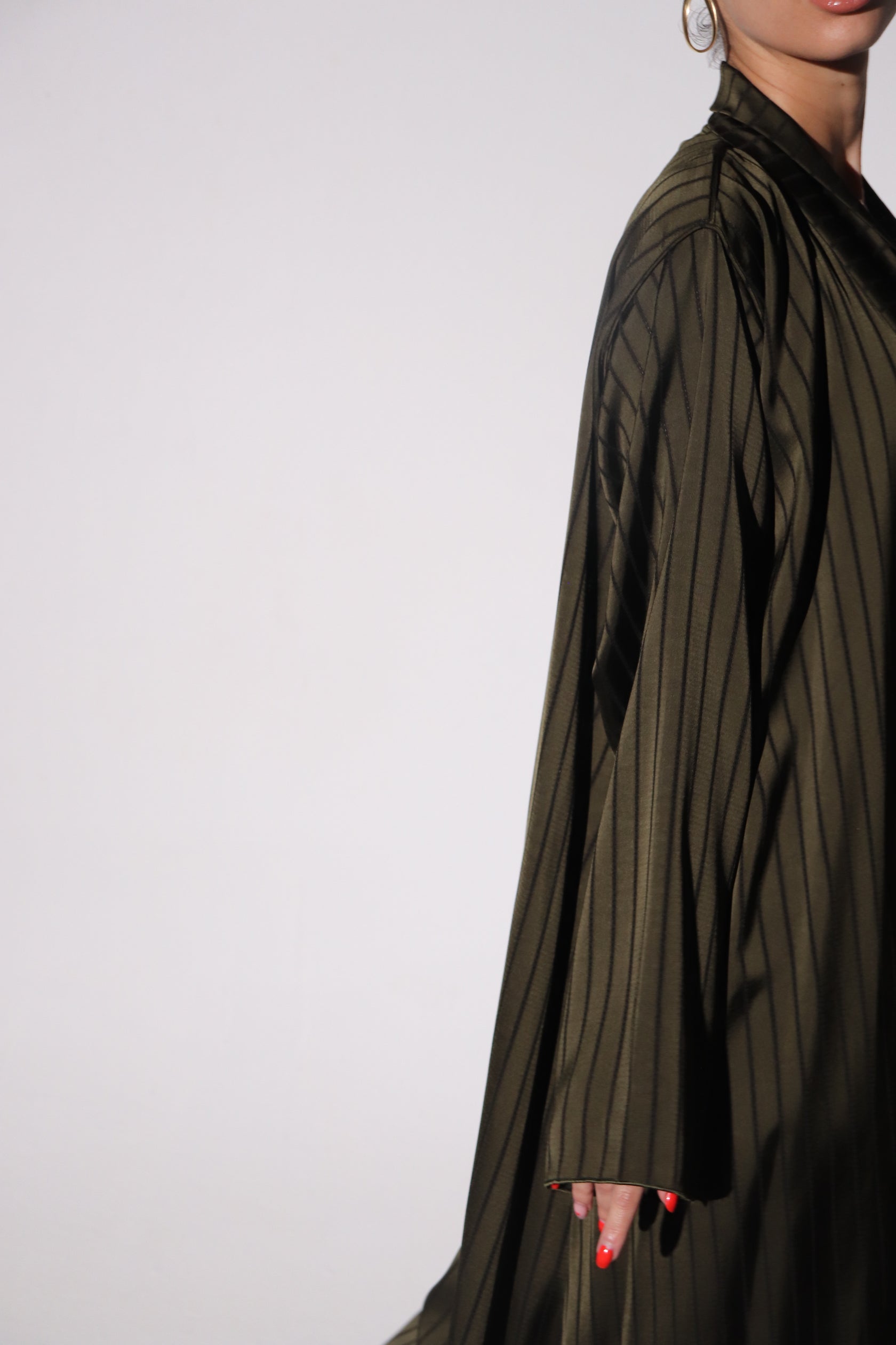 Vertical Silk – OPIA LABEL